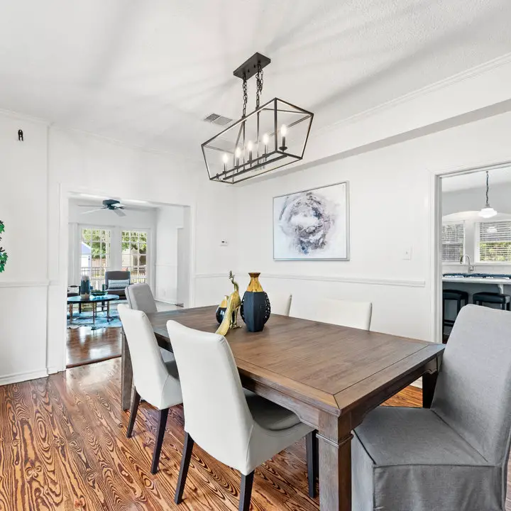 20 Eclectic Style Small Dining Room Ideas from Top Professionals to ...