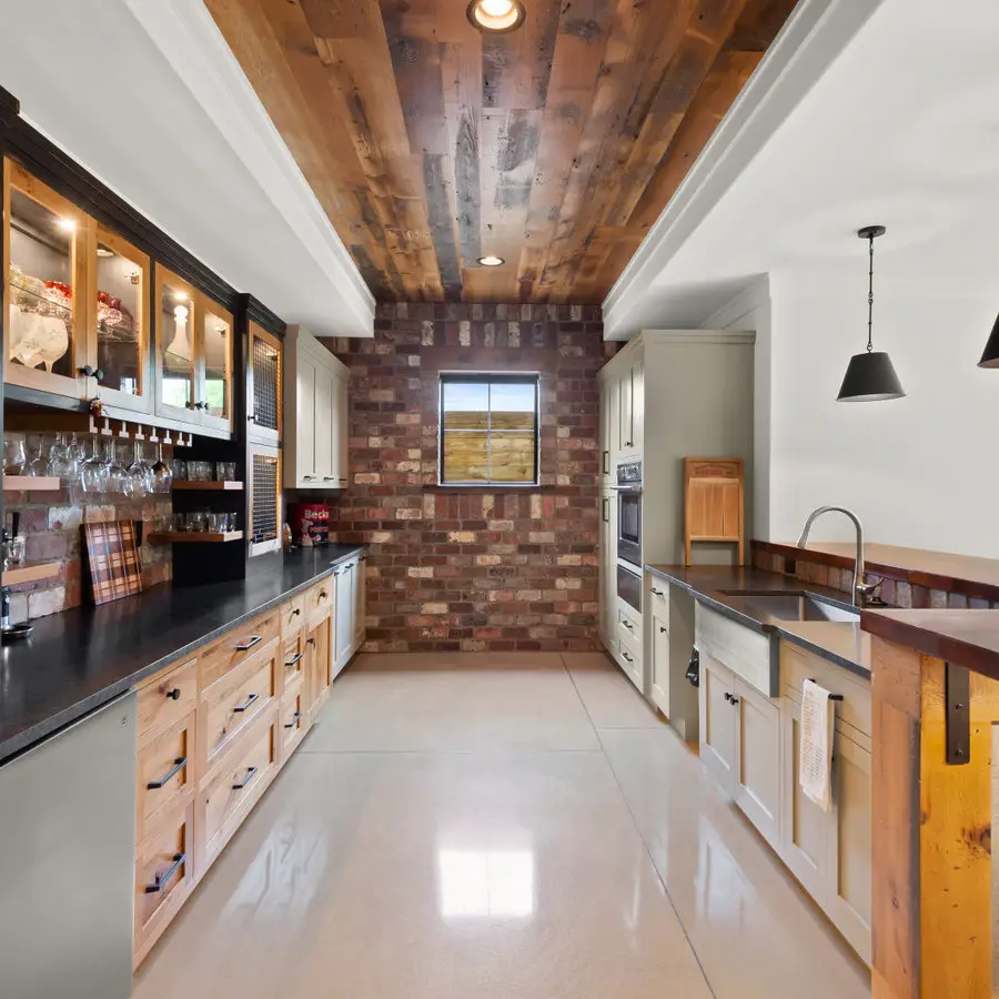 45 Professional Farmhouse Home Bar Ideas to Transform Your Space ...